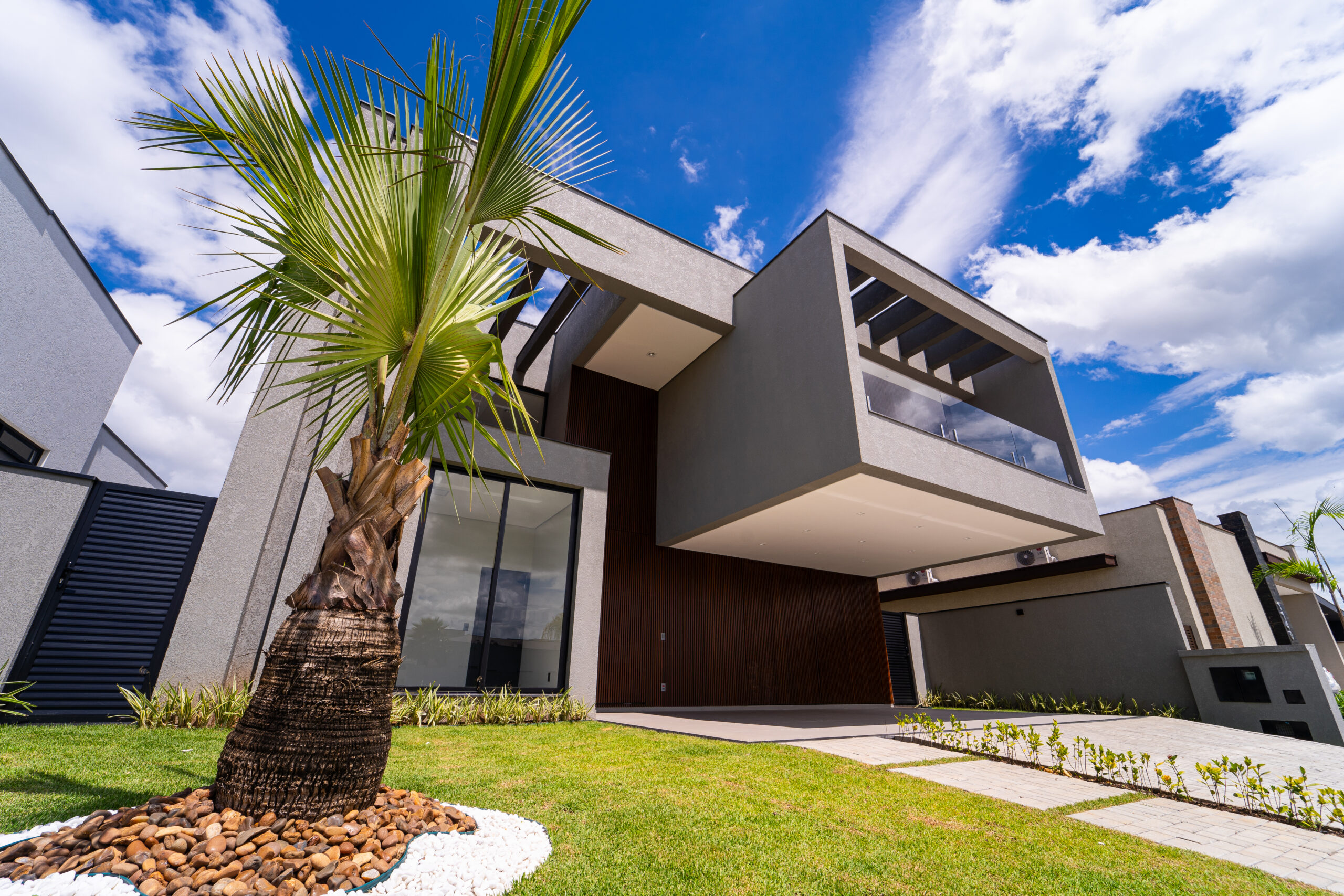 ES Construtora – Faz e Mostra